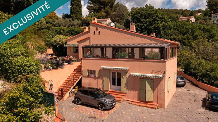 Maison 9 pièces à Draguignan, Centre-ville historique, à vendre