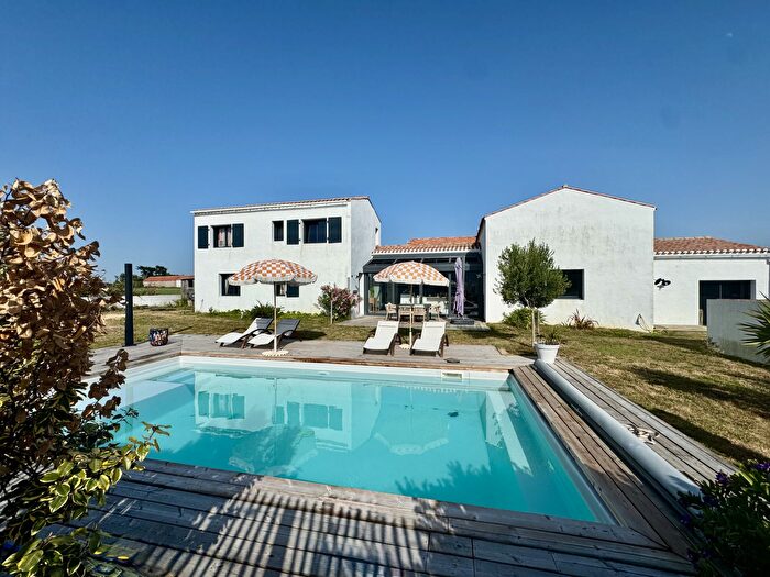 Maison 7 pièces à vendre à Noirmoutier-en-l'Île, Luzay, La Houssinière, Marais