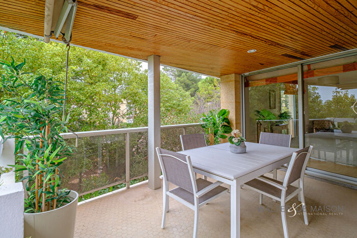 Appartement à vendre - Aix-en-Provence, Val Saint-André - 4 pièces - 3 chambres