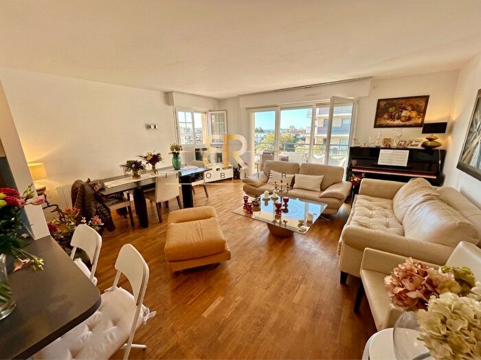 Appartement à vendre - Saint-Mandé, Notre Dame, Saint-Michel de Picpus - 4 pièces - 3 chambres