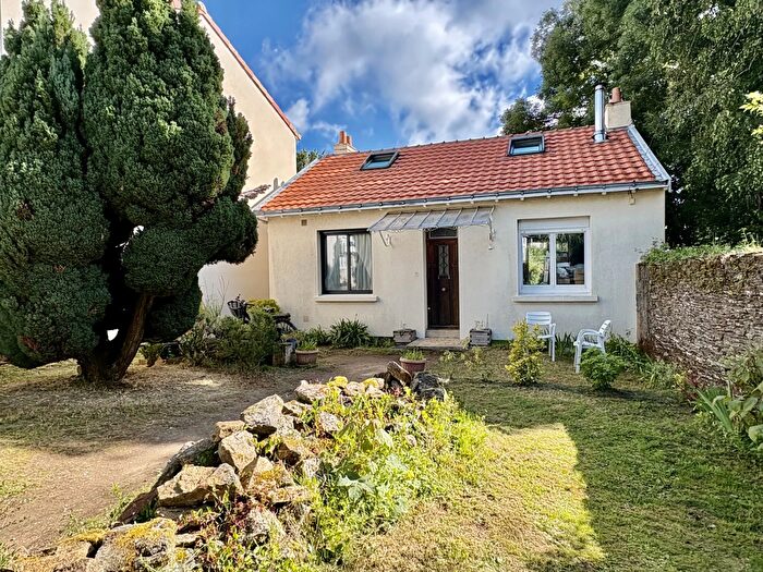Nantes, Zola, Dervallières : Maison 4 pièces à vendre