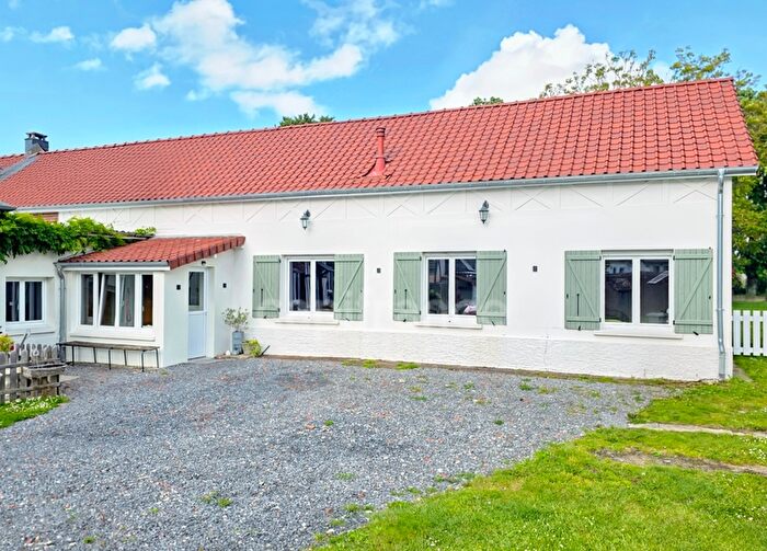 Saint-Quentin-la-Motte-Croix-au-Bailly : Maison 10 pièces à vendre