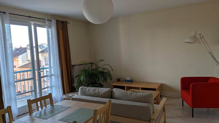 Appartement 3 pièces à louer à Villeurbanne, Perrallière