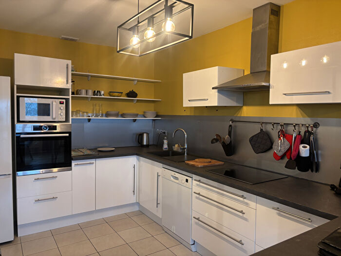 Appartement à louer - Orléans, Carmes - 4 pièces - 3 chambres