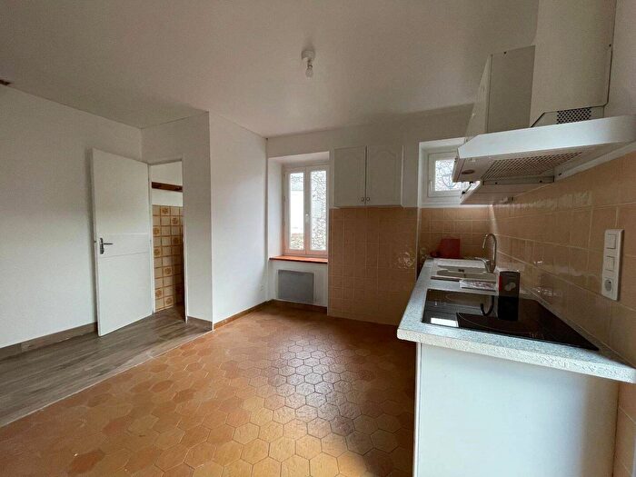 Maison à louer - Lavilledieu - 4 pièces - 3 chambres