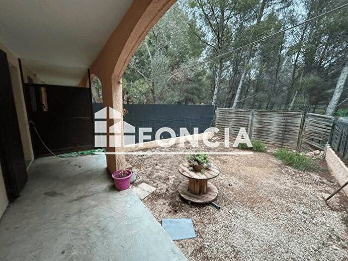 Appartement à louer - Le Brulot-Valapoux, Sausset-les-Pins - 2 pièces - 1 chambre