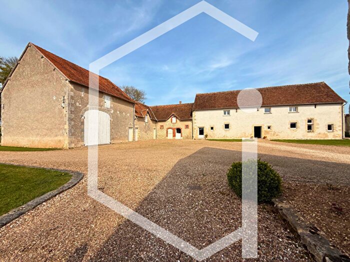 Saint-Père : Maison 12 pièces à vendre