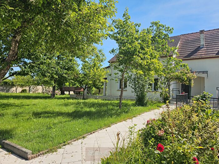Maison 5 pièces à Bransles, à vendre