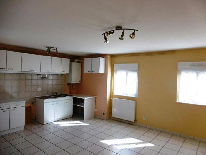 Centre, Amplepuis : Appartement 3 pièces à louer