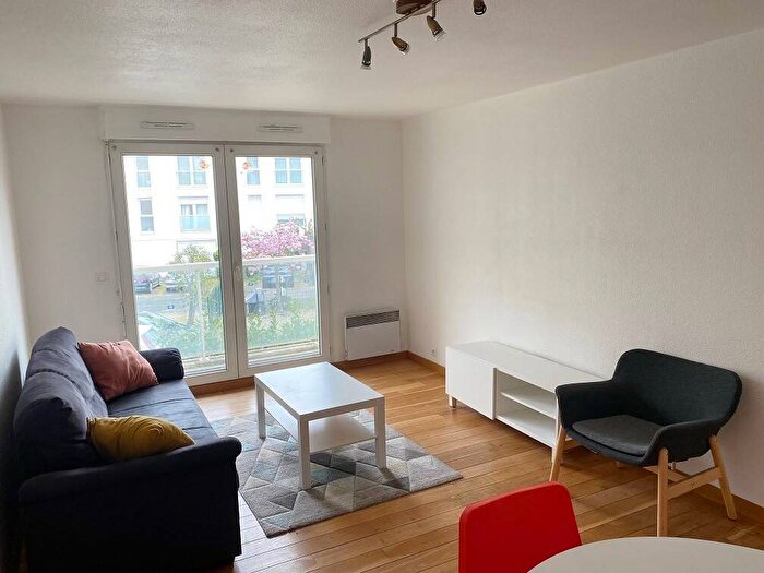 Appartement à louer - Bordeaux - 2 pièces - 1 chambre