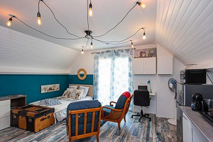 Le Hameau, Pau - Appartement 1 pièce à louer