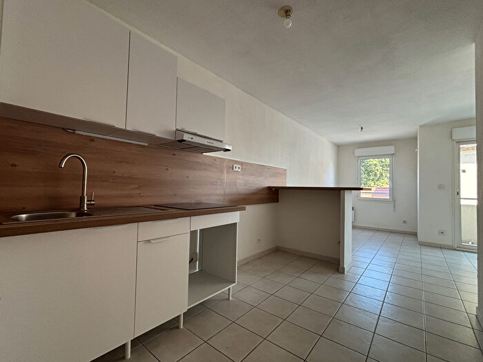 Nîmes, Ville Active : Appartement 2 pièces à louer