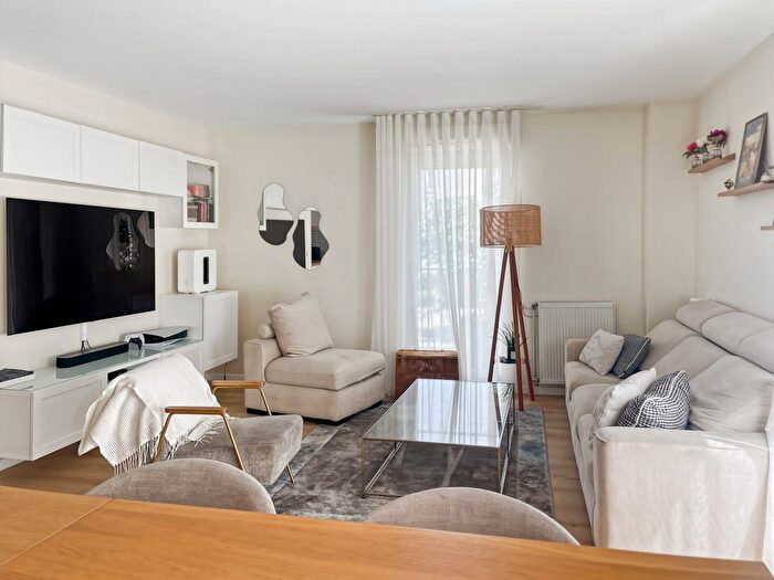 Village Chandon, Gennevilliers : Appartement 3 pièces à louer