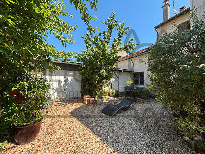 Pommeuse : Appartement 4 pièces à vendre