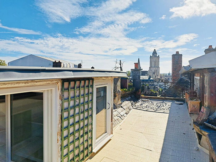 Maison à vendre - Senlis, Centre-ville - 5 pièces - 3 chambres