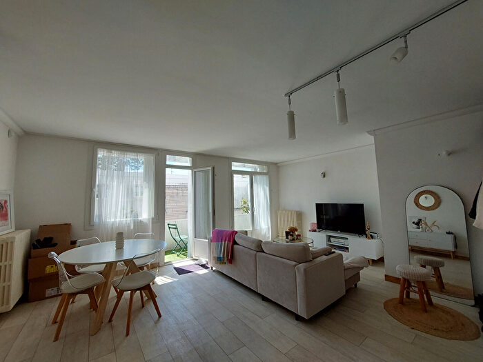 Appartement à vendre - Royan, Centre-ville - 2 pièces - 1 chambre