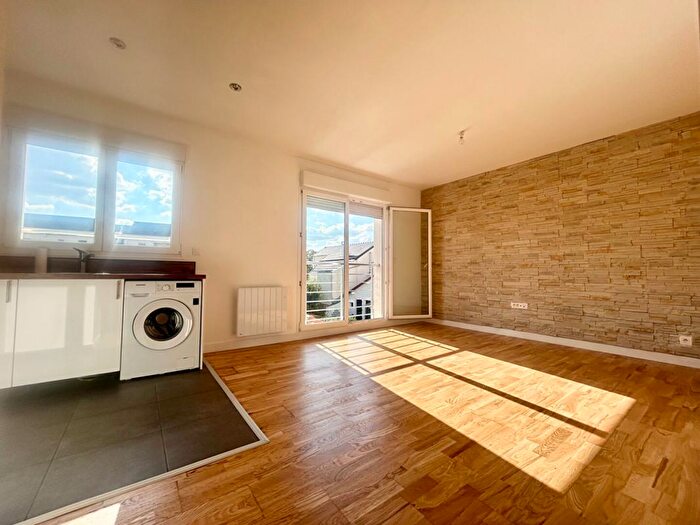 Appartement à vendre - Fontenay-sous-Bois, Centre-ville - 3 pièces - 2 chambres