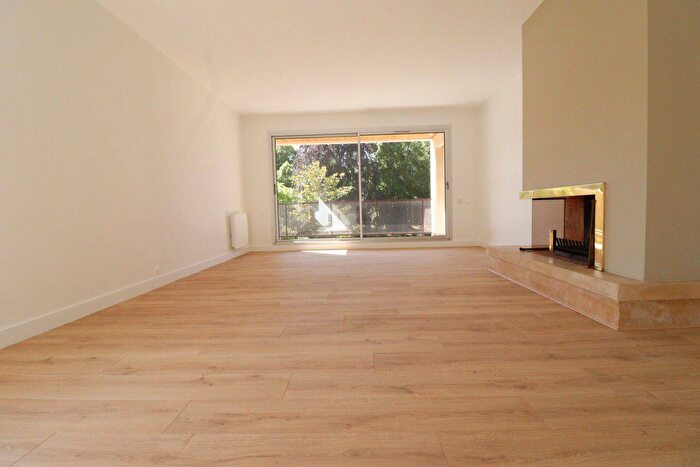 Louveciennes : Appartement 4 pièces à louer