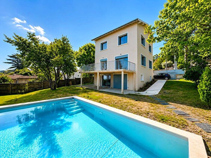 Maison 5 pièces à louer à Ouest, Saint-Cyr-au-Mont-d'Or