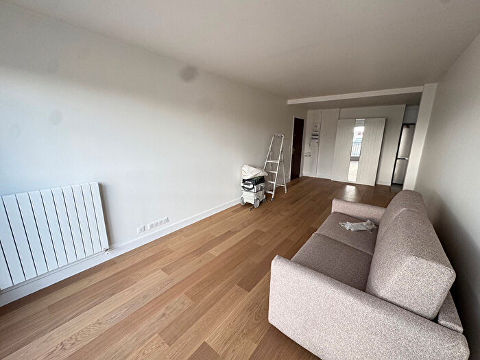 Appartement à louer - Paris e , Emeriau, Zola - 2 pièces - 1 chambre