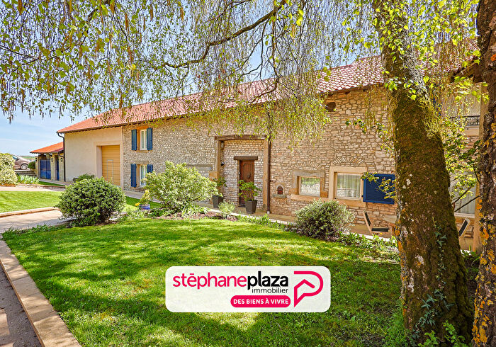 Maison à vendre - Bérig-Vintrange - 12 pièces - 6 chambres