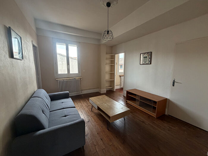 Appartement 4 pièces à Toulouse, Capitole, à louer