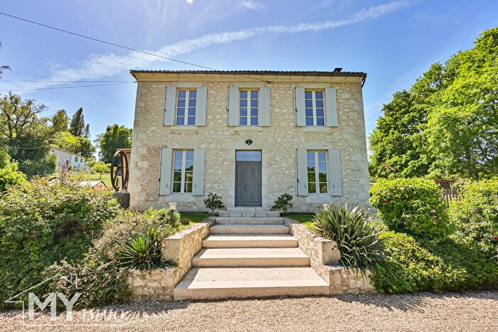 Maison 5 pièces à vendre à Saint-André-et-Appelles