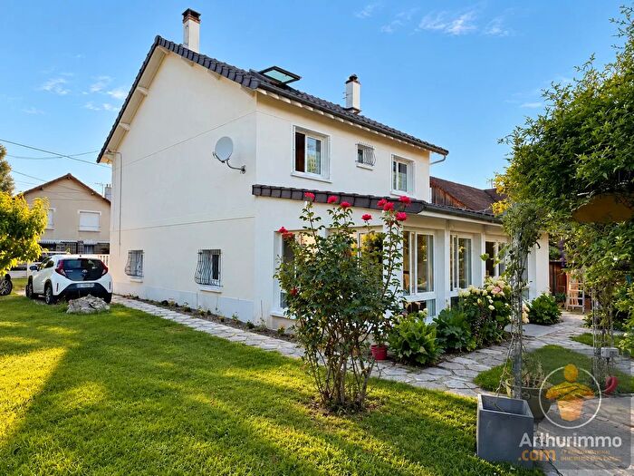 Maison 8 pièces à vendre à Courtry