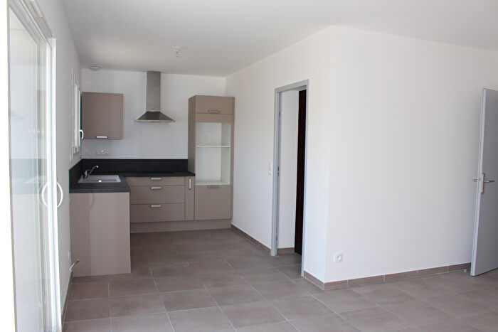 Maison 4 pièces à Avignon, Montfavet, à vendre