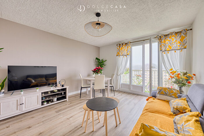 Appartement à vendre - Livry-Gargan, Centre-ville - 3 pièces - 2 chambres