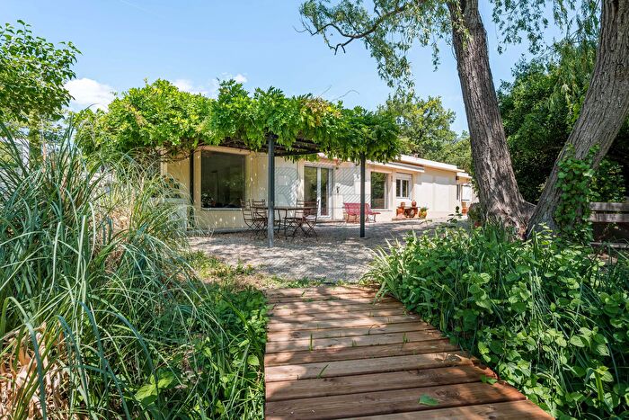 Maison 3 pièces à vendre à Aix-en-Provence, Puyricard, Célony