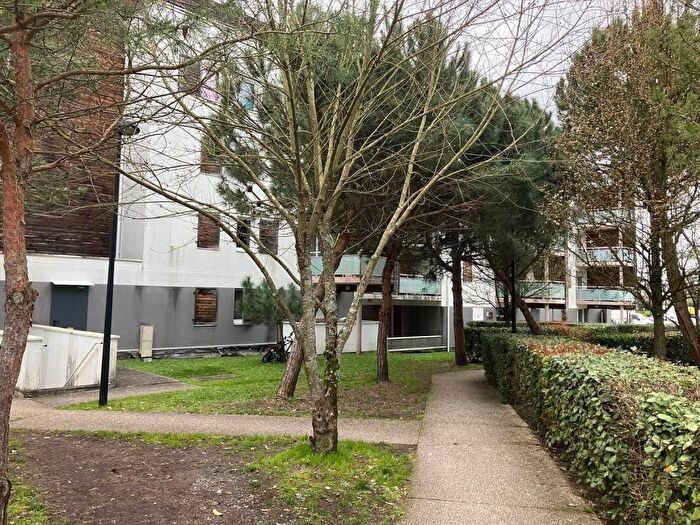 Appartement à louer - Naudet, Gradignan - 2 pièces - 1 chambre