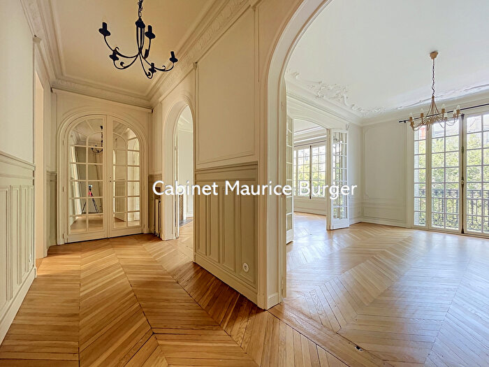 Appartement 4 pièces à Paris 8ème, Mairie, à vendre