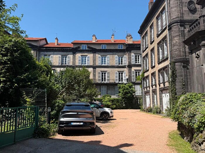 Appartement 2 pièces à Clermont-Ferrand, Delille, Cathédrale, La Gare, à vendre