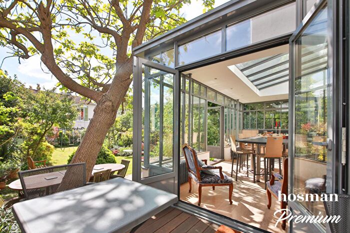 Maison 12 pièces à Colombes, Agent Sarre, à vendre