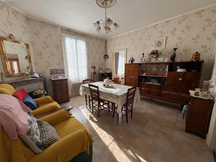 Jouy - Appartement 3 pièces à vendre