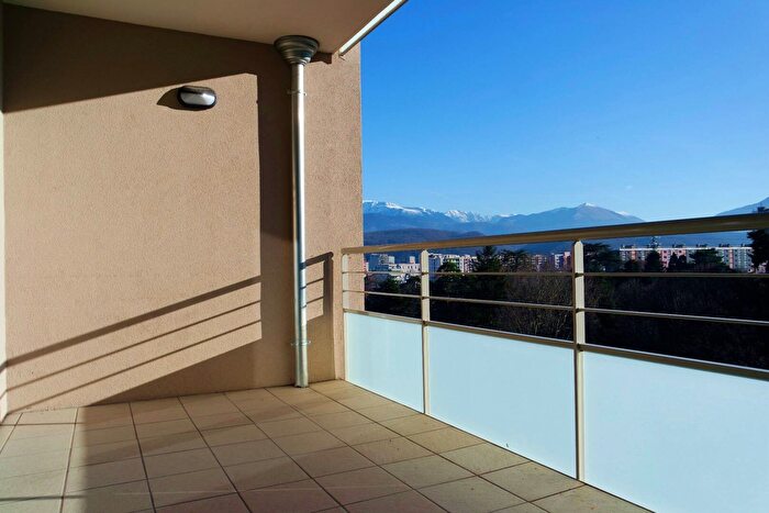 Appartement à louer - Échirolles - 2 pièces - 1 chambre