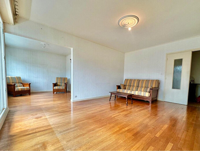 Clermont-Ferrand, Vallières, Sallins, Poncillon : Appartement 4 pièces à vendre