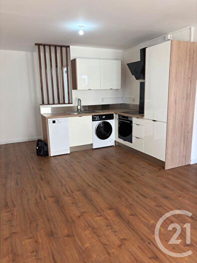 Appartement à louer - Saint-Denis, Le Moufia, Sainte-Clotilde - 4 pièces - 2 chambres