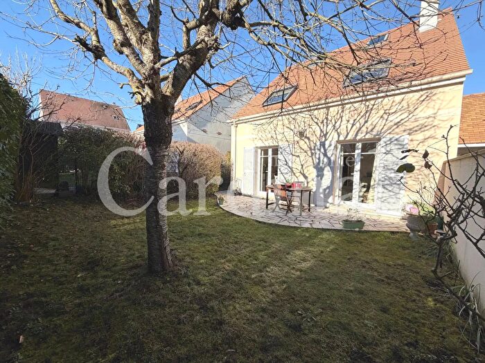 Maison à vendre - Noisy-le-Roi - 6 pièces - 3 chambres