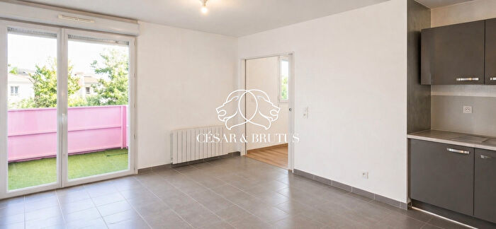 Appartement à vendre - LIsle-dAbeau, Chardonnerets, Louis Pergaud - 2 pièces - 1 chambre