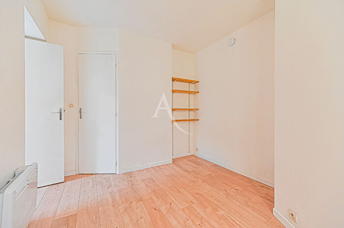 Paris 7ème, Champ de Mars : Appartement 2 pièces à vendre