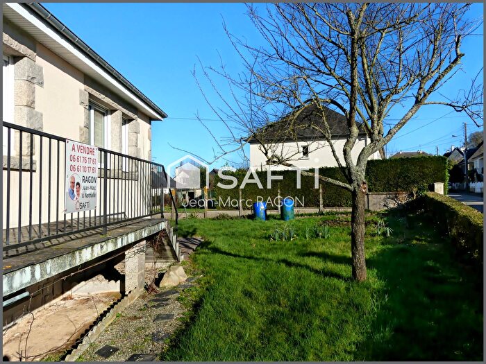 Maison à vendre - Vitré, Maison Rouge - 4 pièces - 3 chambres