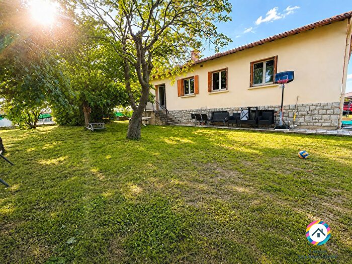 Villeneuve-du-Paréage : Maison 4 pièces à vendre