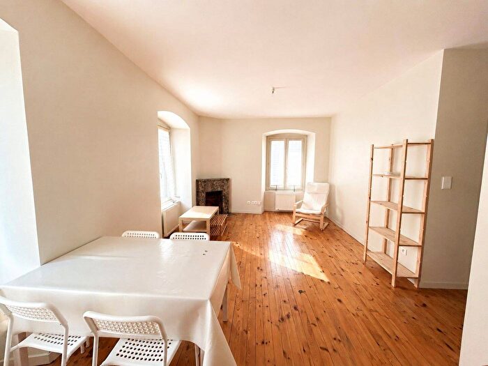 Yssingeaux : Appartement 2 pièces à louer