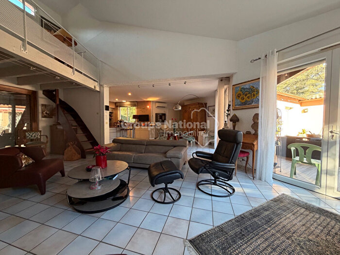 Maison à vendre - Langlade - 6 pièces - 4 chambres