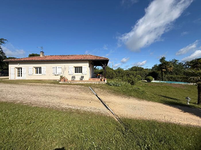 Maison 4 pièces à vendre à Sainte-Christie-dArmagnac