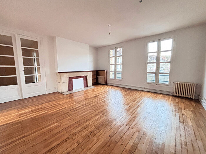 Appartement à louer - Les Andelys - 3 pièces - 2 chambres