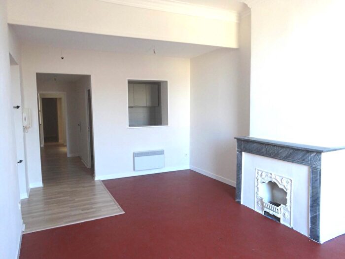 Gambetta, Nîmes : Appartement 3 pièces à louer