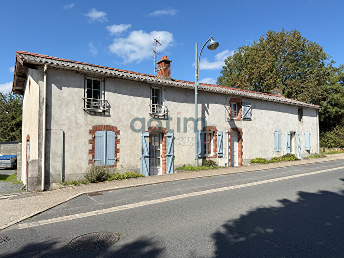 Maison à vendre - Boufféré - 10 pièces - 4 chambres